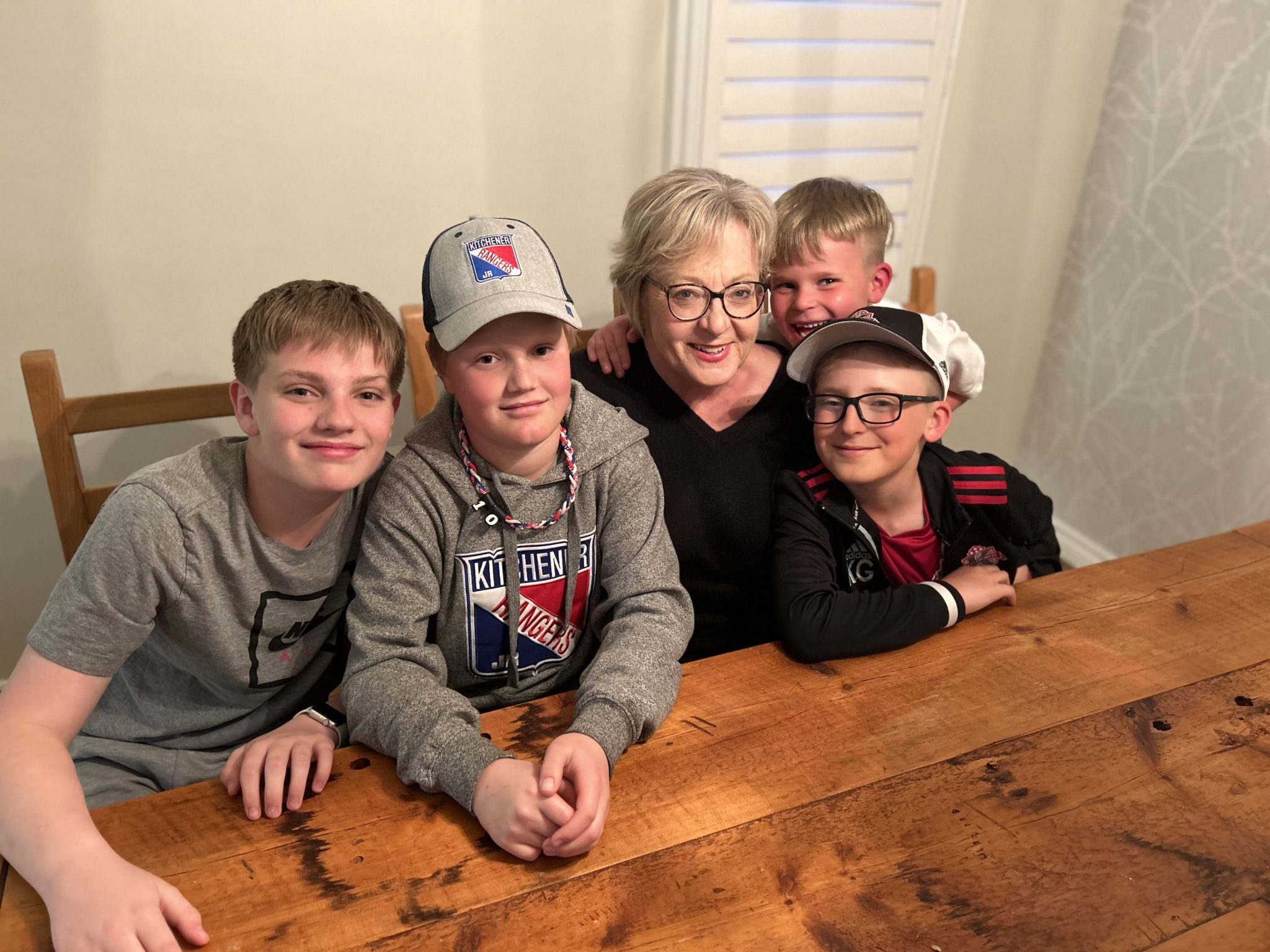 About Debbie Kitchen - Deb Kitchen Dominion Lending Centres